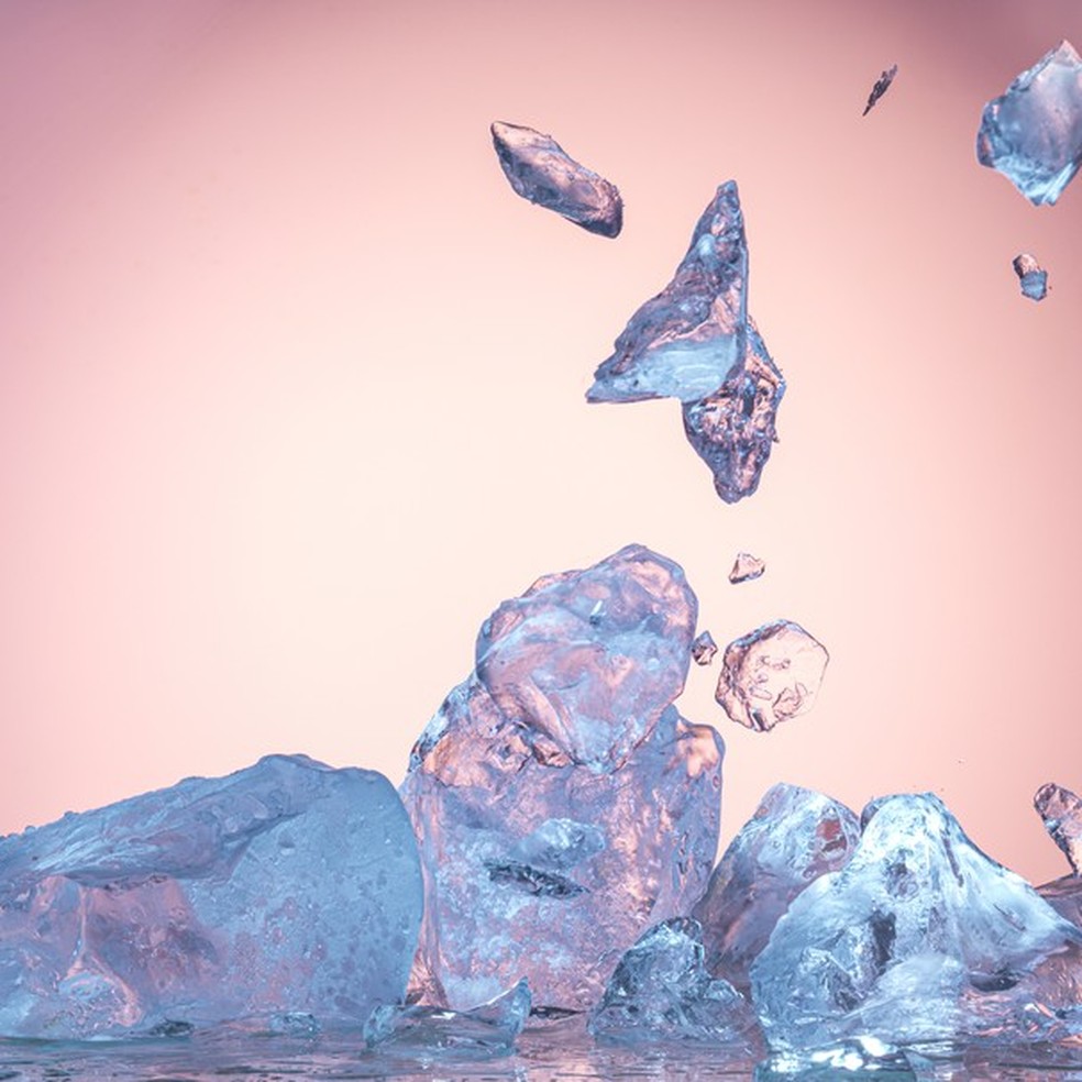 Skin-icing: tudo sobre a técnica que usa o gelo para diminuir o inchaço