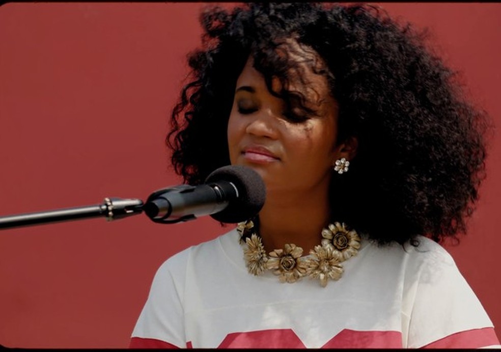 Junto à Gucci, convidamos Agnes Nunes e Larissa Luz para embalar nosso ...