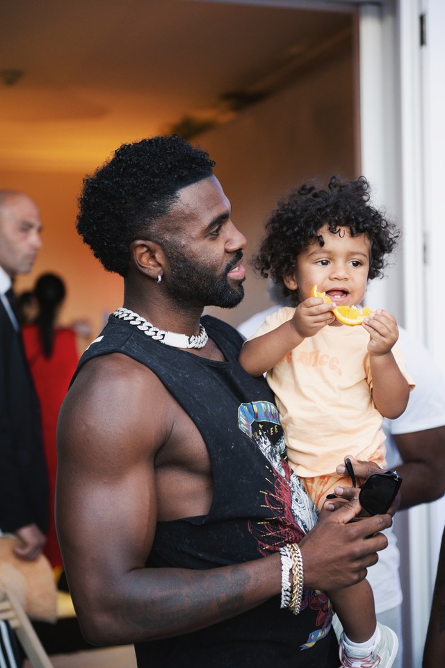 Antes do Rock in Rio, Jason Derulo se surpreende com vista de hotel de ...