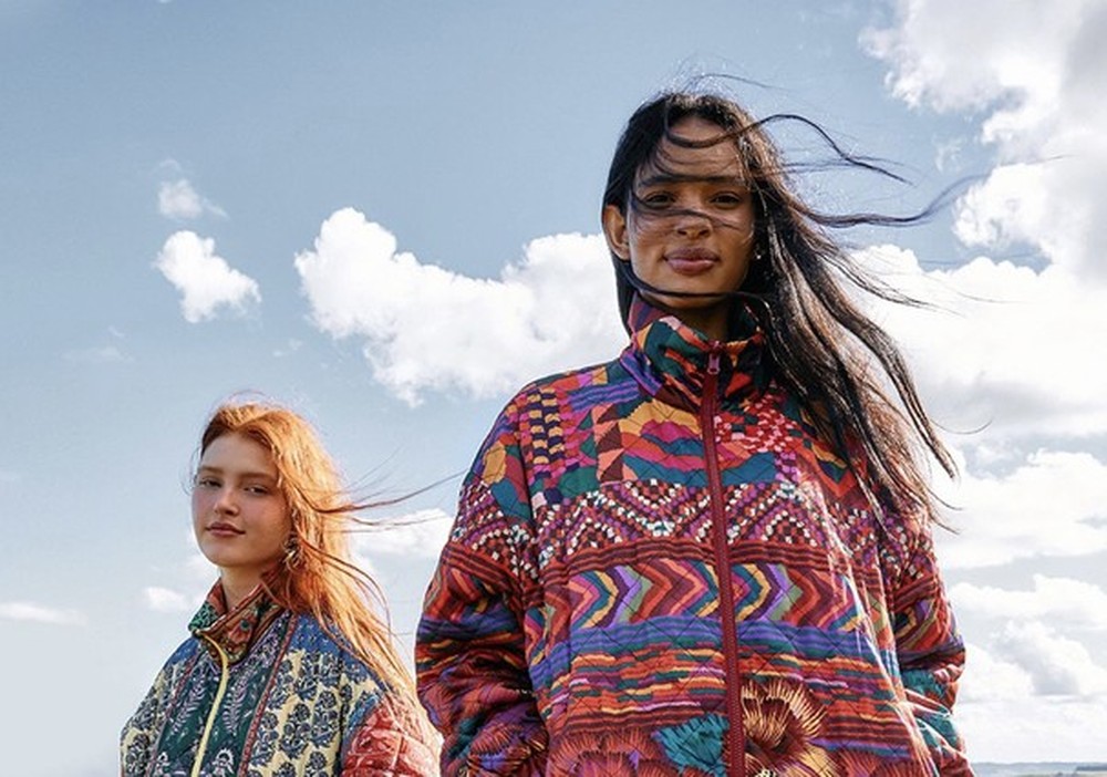 Farm fecha todas as lojas do Brasil para o lançamento do seu aplicativo